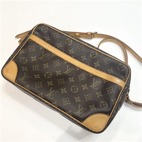 ルイヴィトン Louis Vuitton モノグラム リポーター ショルダーバッグの買取実績 買取専門店さすがや