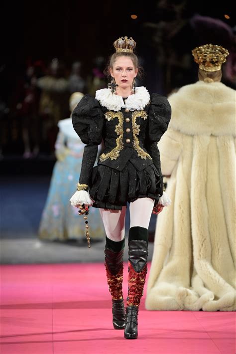 Dolce And Gabbana Spring 2020 Ready To Wear Collection Renaissance