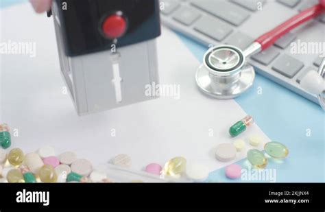 Analgesic Drug Stock Videos And Footage Hd And 4k Video Clips Alamy