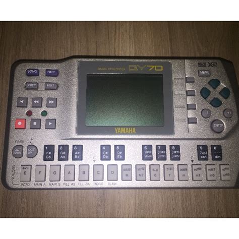Yamaha Qy70 Midi Sequencersynth Hobbies And Toys Music And Media