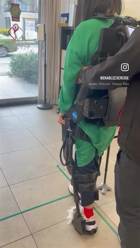 The Tenodesis Grip Is A Strategy That Many Individuals With A High