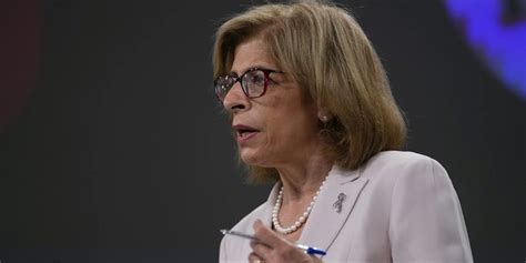 Στέλλα Κυριακίδου Δεν υπάρχει ακόμη λόγος ανησυχίας για την πνευμονία στην Κίνα Philenews