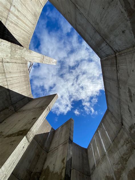 Is There Any Way Out Of This Hole Rliminalspace