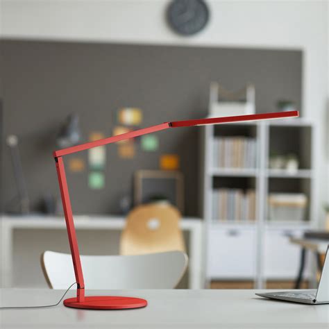 Koncept Z Bar Solo Led Desk Lamp 2modern