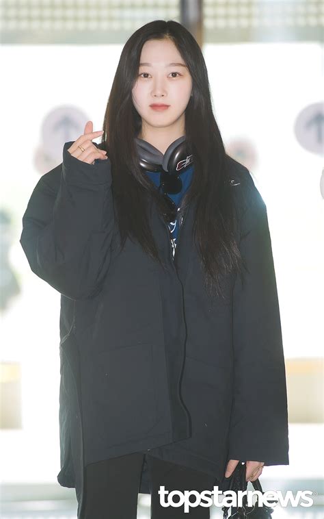 에스파 Aespa 지젤 생얼도 귀여운 애리 김포공항 출국 [hd포토] 네이트 연예