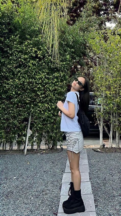 Blackpink Jennie 15 Jaw Dropping Street Styles Of All Times