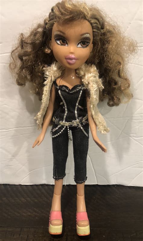 Bratz Doll Yasmin With Curly Hair