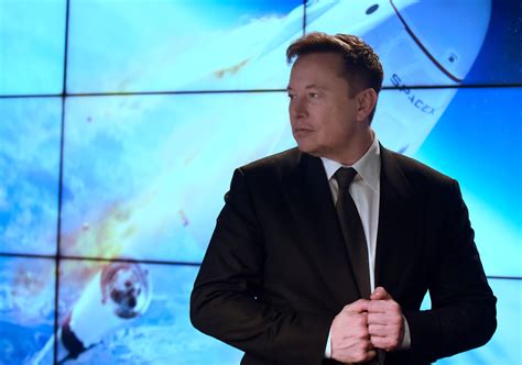 How Jeff Bezos Elon Musk And Richard Branson Plan To Send Tourists