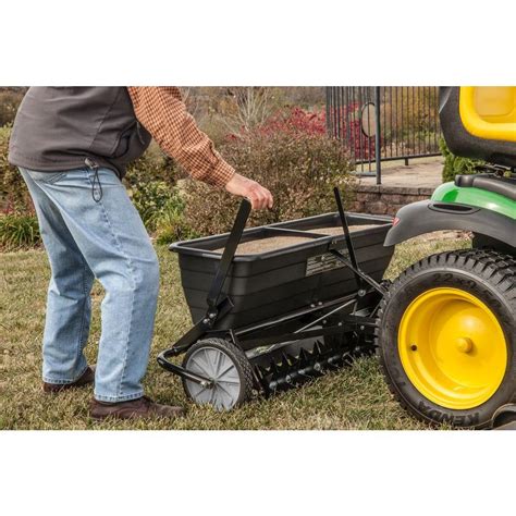 Agri Fab 42 Inch Aerator Spreader 45 0545