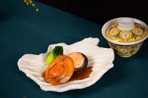 【米芝蓮中菜推介】連續7年一星中菜逸東軒 必食點心香滑流沙酥、招牌菜二弄玻璃蝦球