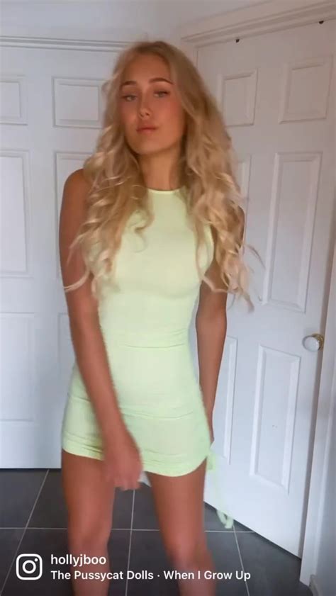 Picture Of Holly Boothby