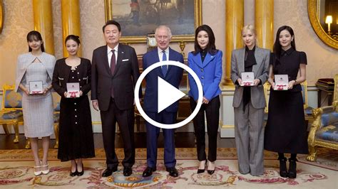 英王想看她们现场表演 Blackpink环保获颁勋章 亚洲电视新闻