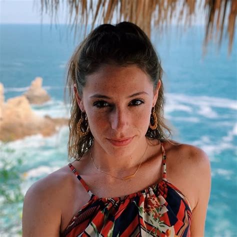 Adrianna Adriannareagan On Threads