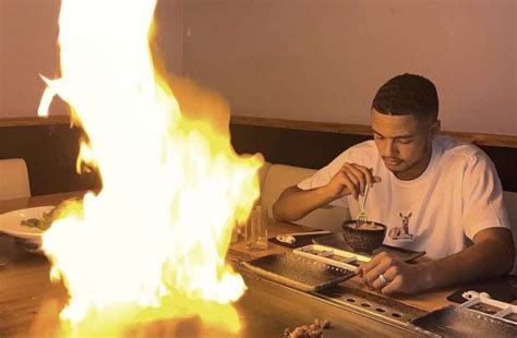 Alles Over Devyne Rensch Afkomst Moeder Vriendin Men At Work