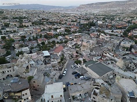 GÖREMEDE MERKEZ DE DÜKKAN VE OTEL YAPIMINA UYGUN MÜSTAKİL EV Satılık