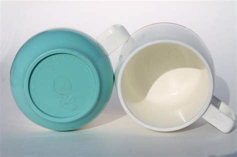 Vintage Insulated Plastic Pitcher And Mugs Set Vacron Thermoware In