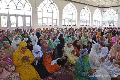 Kashmir Celebrates Eid With Solemnity Prayers Kashmir Observer