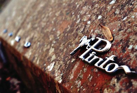 Free Picture Rust Symbol Emblem Chrome Letter Metal Metallic