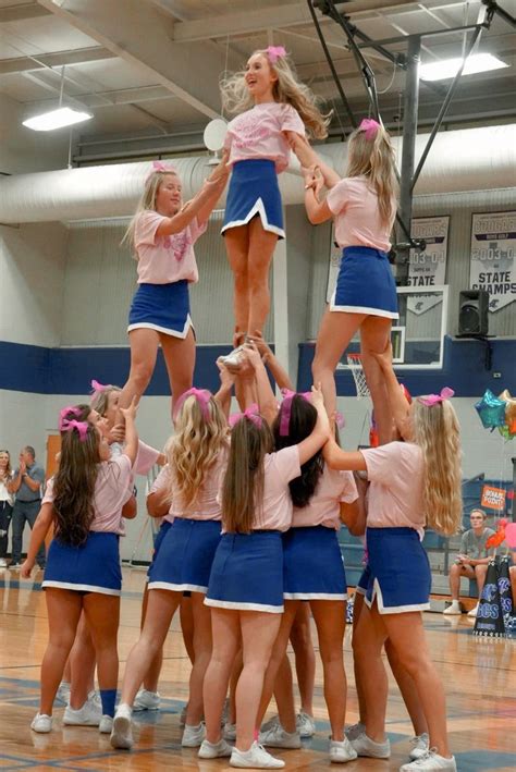 High School Cheerleading Squad Portraits