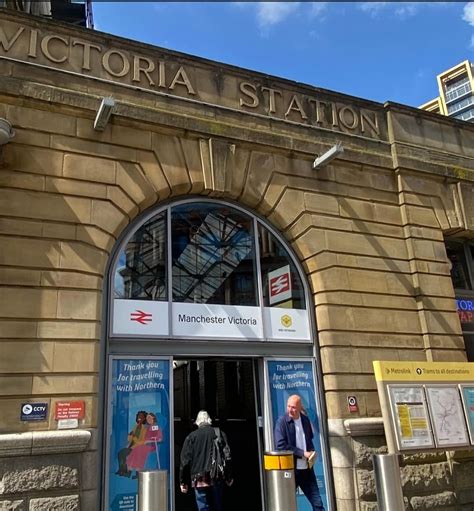 Victoria Station Manchester To Piccadilly Station Manchester Taxi