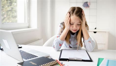 Prüfungsangst kann sogar fähigsten Kinder ausbremsen hier ist