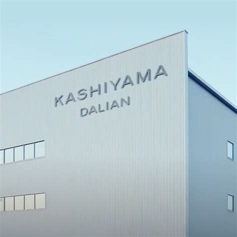 【学割】就活リクルートスーツはオーダースーツのKASHIYAMA | 22,000円～