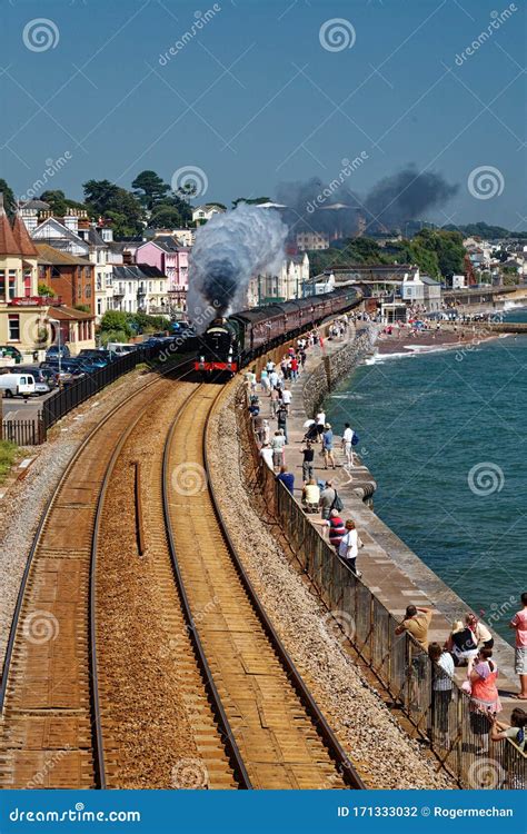 Dawlish England Kings Class Steam Train On Coastal Rail Editorial Photography Image Of Beach