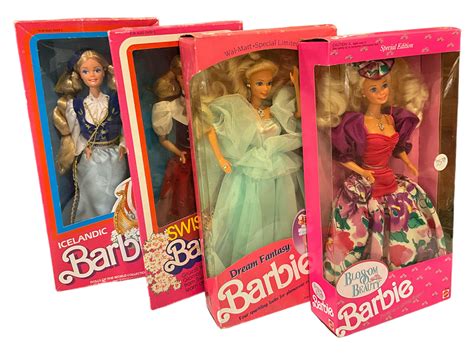 Lot 4 Vintage Barbie And Friends