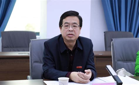 鹤城区与怀化学院举行电子商务创新创业孵化基地授牌仪式暨校地合作座谈会鹤城区人民政府