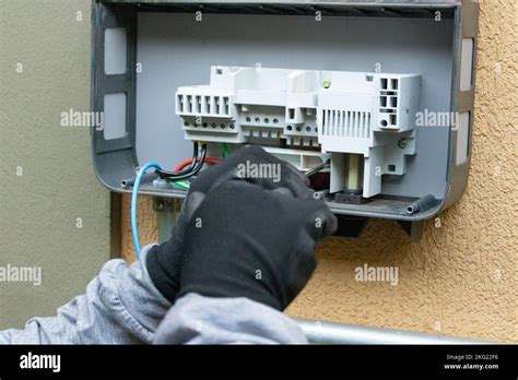 Cleaning And Maintenance Of Solar Energy Inverter Equipment
