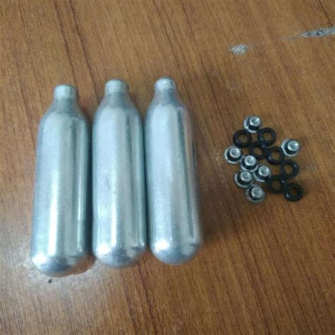 8g小钢瓶 气泡 市场 大山谷图库