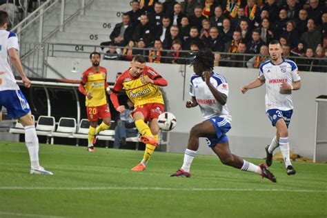 RC Lens Strasbourg 2 1 Les Sang Et Or Mettent La Pression