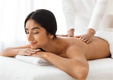 Deep Tissue Massage Renee Day Spa