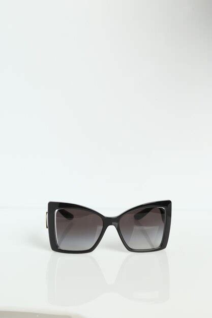 Premium Photo Luxury Sunglasses On White Background