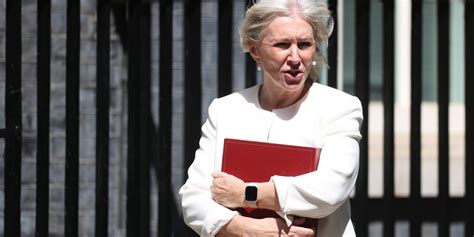 Nadine Dorries To Quit Cabinet As Boris Johnson Leaves Number 10