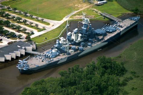 Amerikaanse Slagschepen Van De North Carolina Klasse Tracesofwarnl