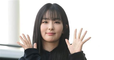 레드벨벳 슬기 파스텔톤 의상이 잘 어울리는 여자 가수 1위 Ten차트