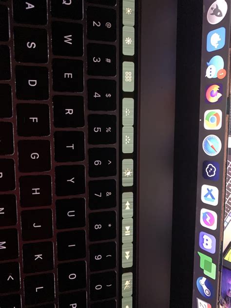my macbook pro 2017 15” has this graphical glitch the display is