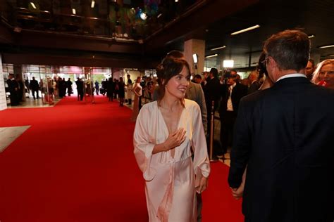 Galerie Zasloužilé Matky Tereza Ramba A Aňa Geislerová A Do Gatěk Ty