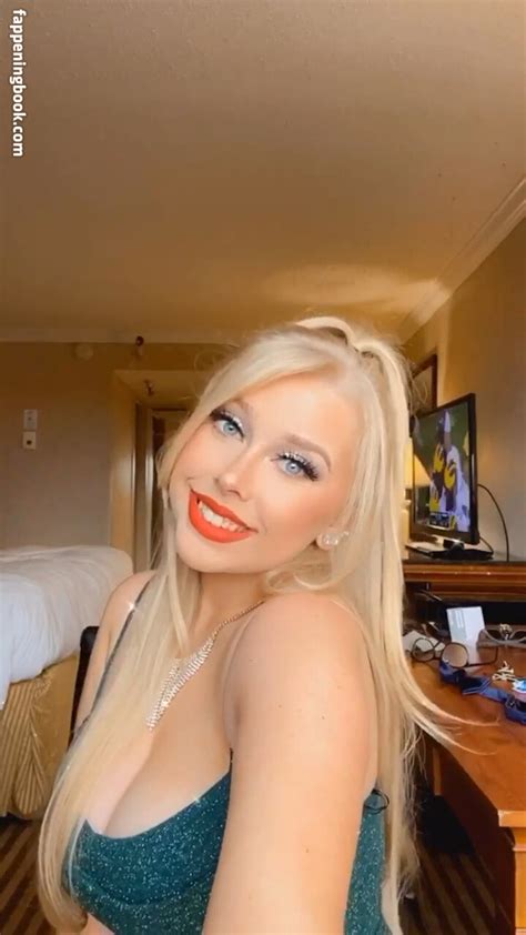 Rhiannon C Rhiannonblue Nude OnlyFans Leaks Fappening FappeningBook