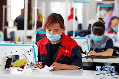 河南濮陽：家門口就業促增收 特色產業助脫貧 每日頭條