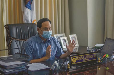 Defensor Shuts Iloilo Borders Anew ‘tough Decision