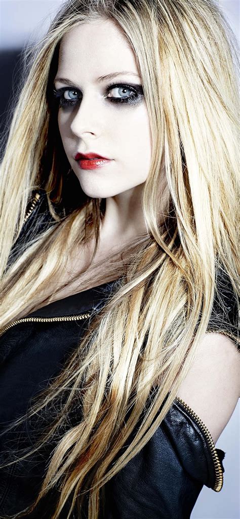 アヴリル・ラヴィーン Iphone 1514131211 Pro Maxmax 壁紙 Avril Lavigne 女性タレント