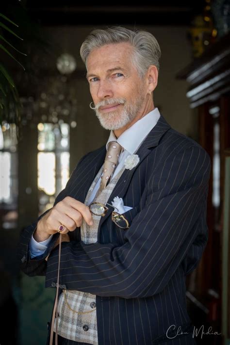 Deutsches Theater Poster For Albrecht Von Weech Clou Media De