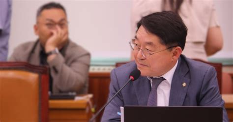 입으로는 개혁하자면서 난도질했던 정치검찰 역사 반추해야