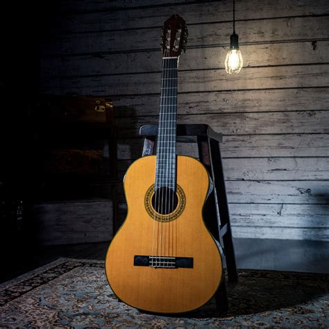 Classical And Nylon Guitars