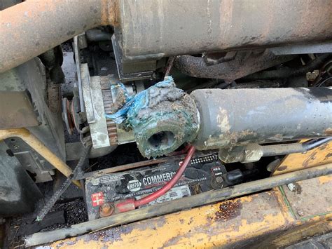 New Holland L553 Hydraulic Cylinder For Sale