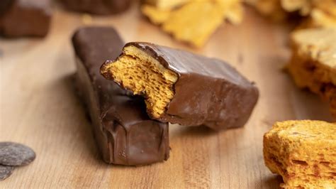 Crunchie Bar Honeycomb Toffee Recipe Youtube