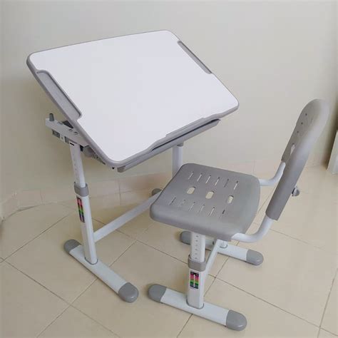 خرید میز تحریر کودک با قابلیت تنظیم ارتفاع پیکوتویز