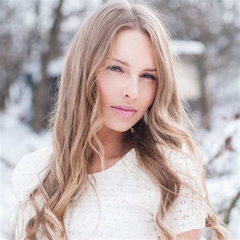 5 Surprising Ways Your Lips Are Aging You NewBeauty